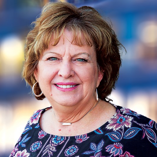 Member of the Month: Linda Hallstrom - AAPC Knowledge Center